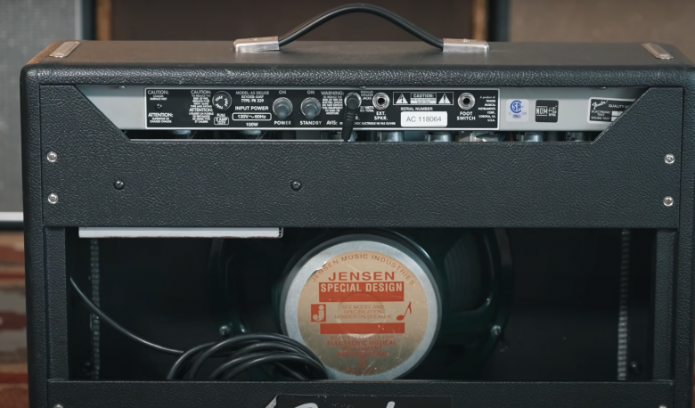 Fender '65 Deluxe Reverb Reissue Review in October 2024 - MetalMusicGuide