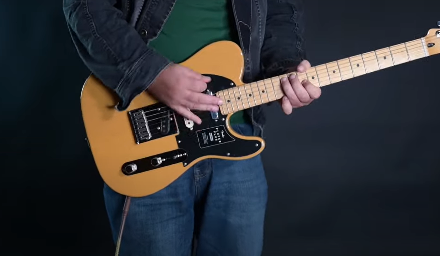 Fender Deluxe Nashville Telecaster Review in June 2024 - MetalMusicGuide 3