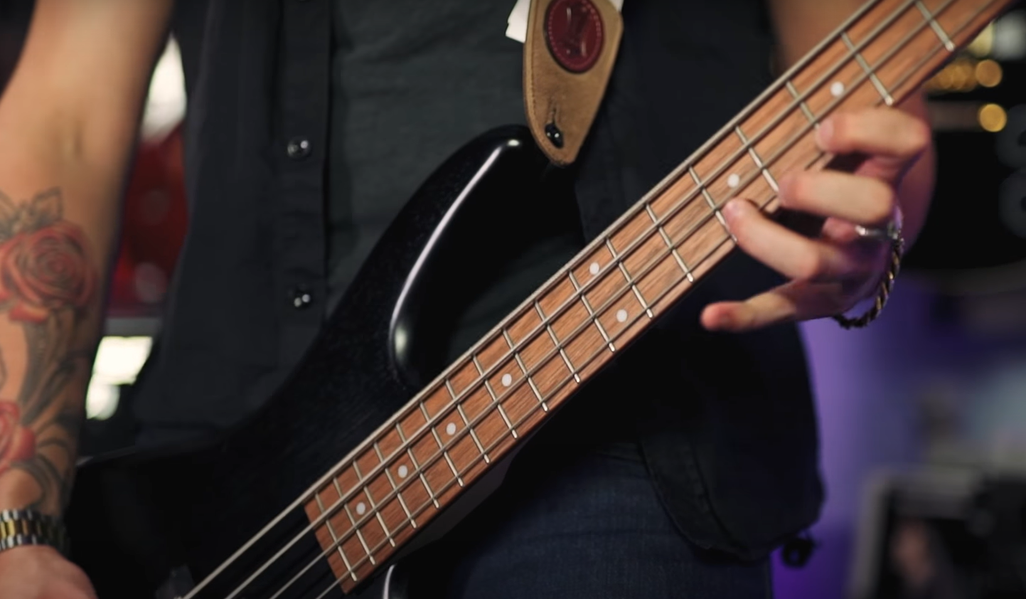 Ibanez GSR200 Review in November 2025 - MetalMusicGuide